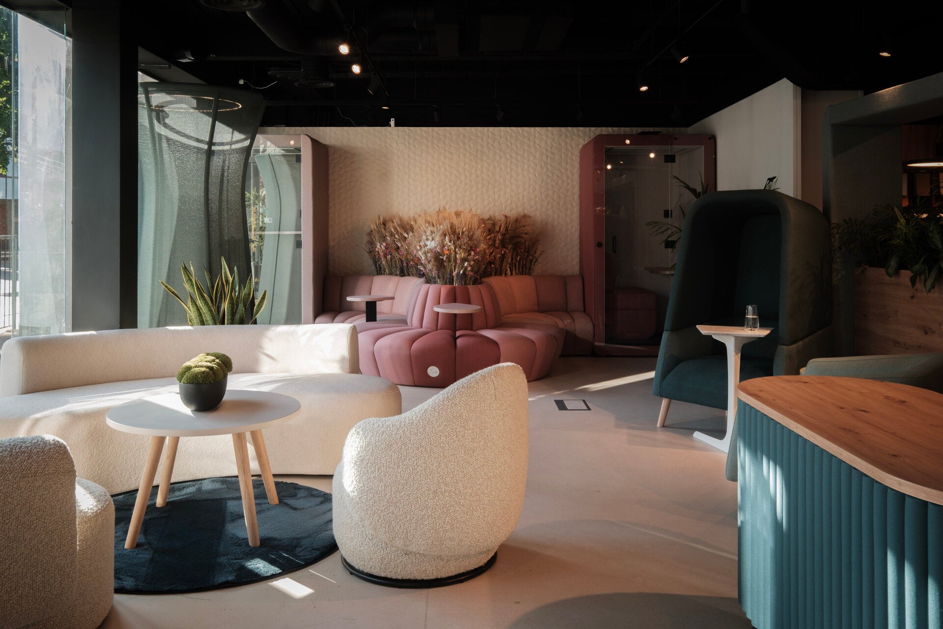 Meeting Pods, Banquette & Seating – jddfurniture