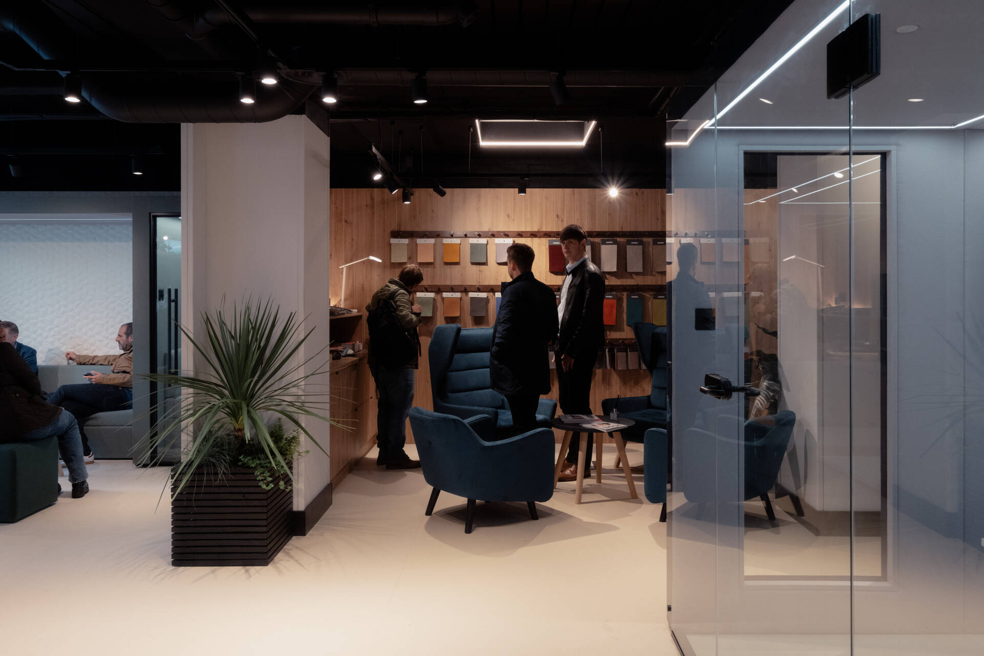 New London showroom – jddfurniture